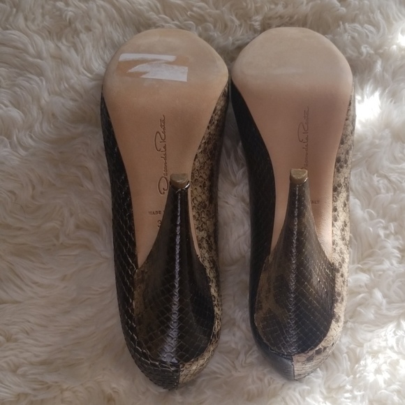 Oscar de la Renta | Shoes | Nib Platform Peep Toe Heel Anaconda Sz395 ...